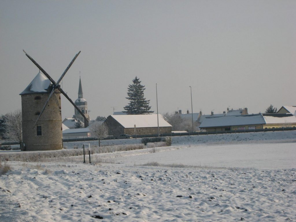 Le Moulin de pierre - Site officiel de la ville d'Artenay (45)